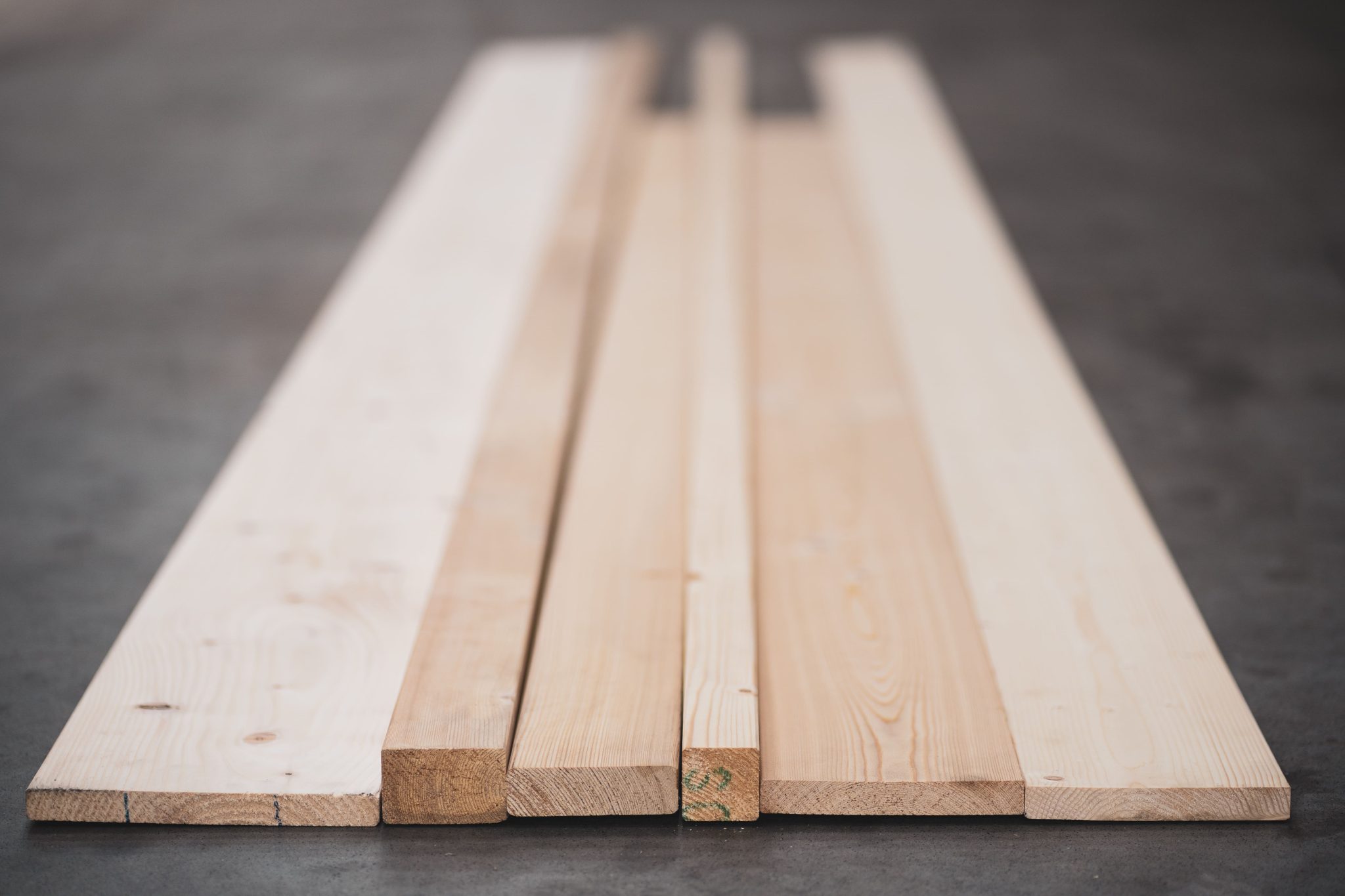 Gyaluáru - Wéberker Kft.